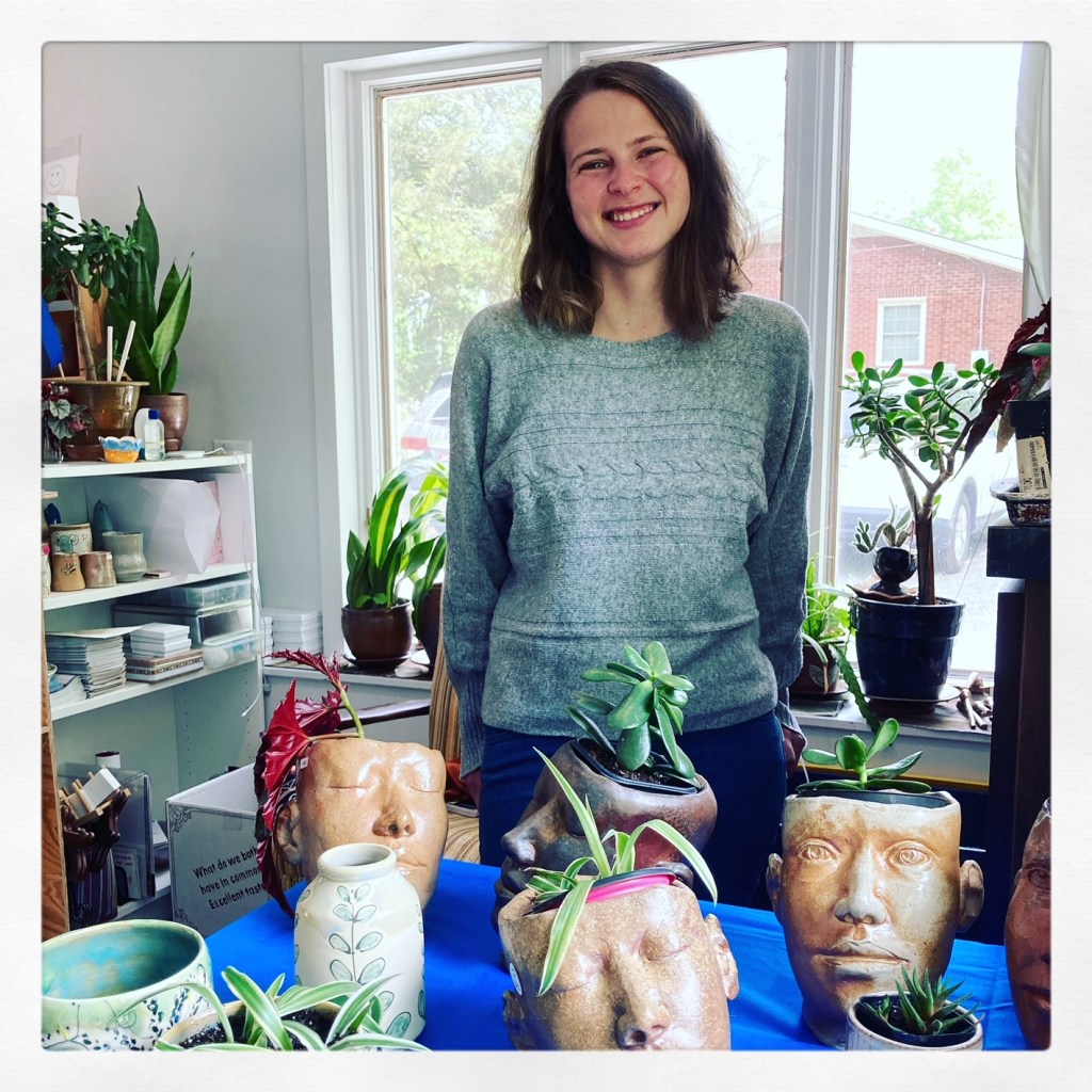 Blue Hen Pottery – Potters' Pumpkin Patch